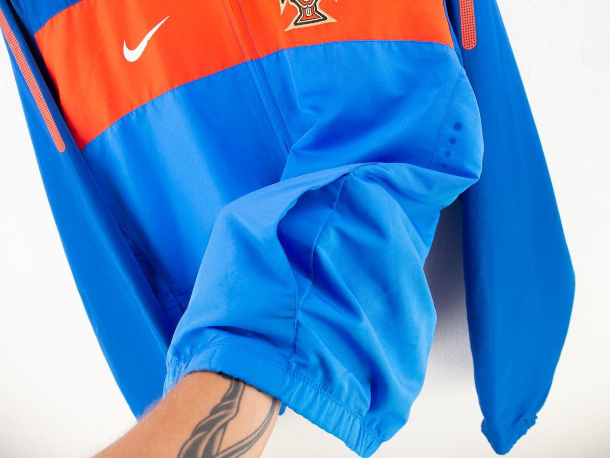 VINTAGE 00's NIKE PORTUGAL SOCCER WINDBREAKER - XL – TRIAX VINTAGE